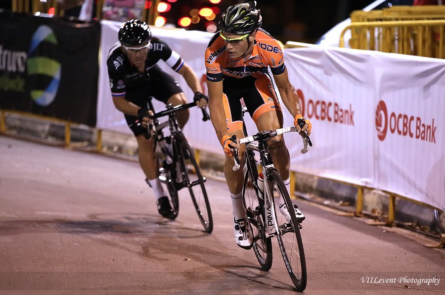 Sports Photographer - Professional Criterium. OCBC Cycle 2014